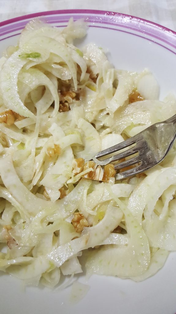 Come arricchire nutrizionalmente l'insalata di finocchi - Nutrizionismi ...